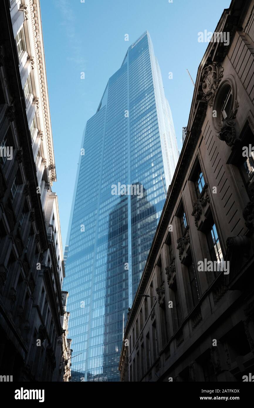 Modern architecture seen from Threadneedle Street, London, United ...