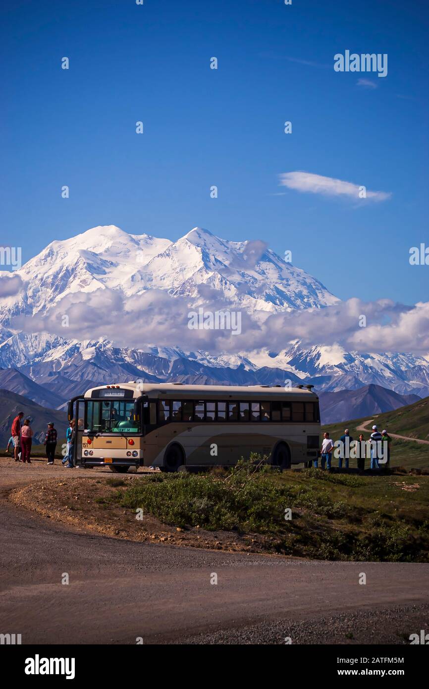 Thorofare pass denali hi-res stock photography and images - Alamy