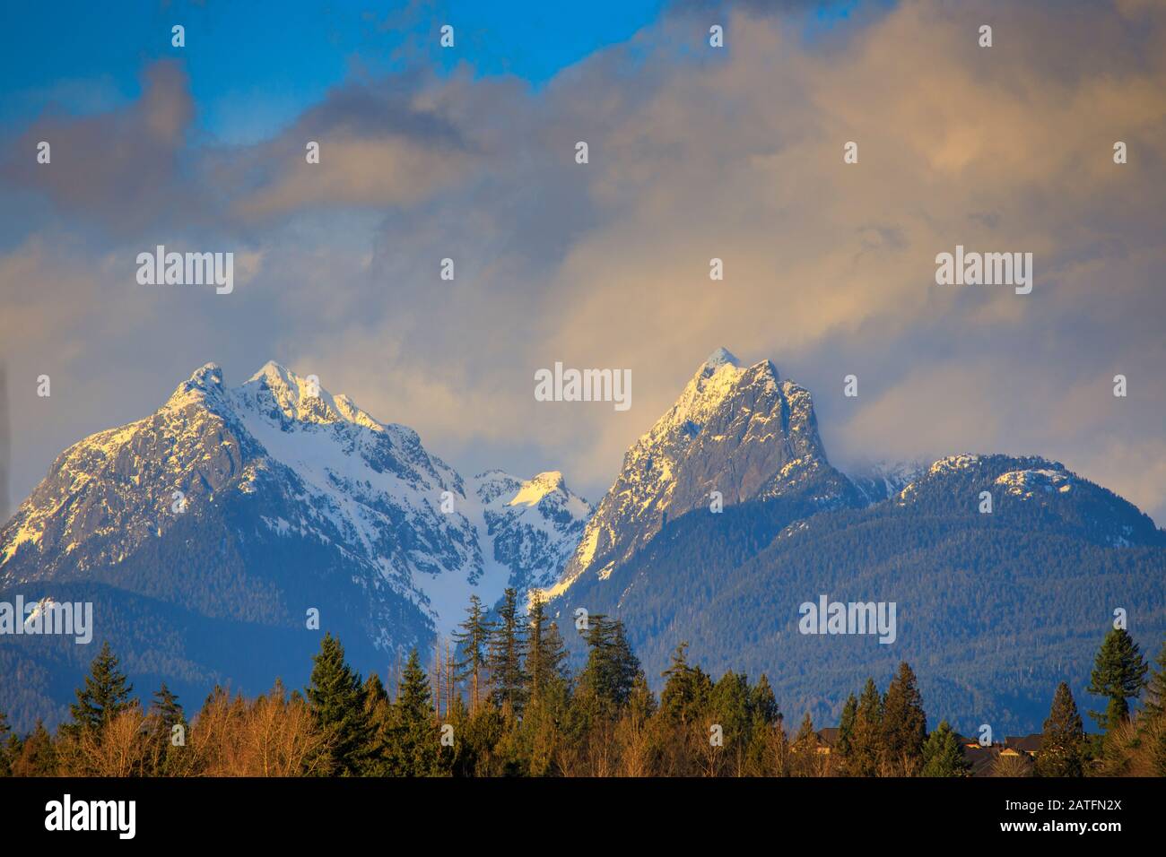 Beautiful snow capped columbia hi-res stock photography and images - Alamy