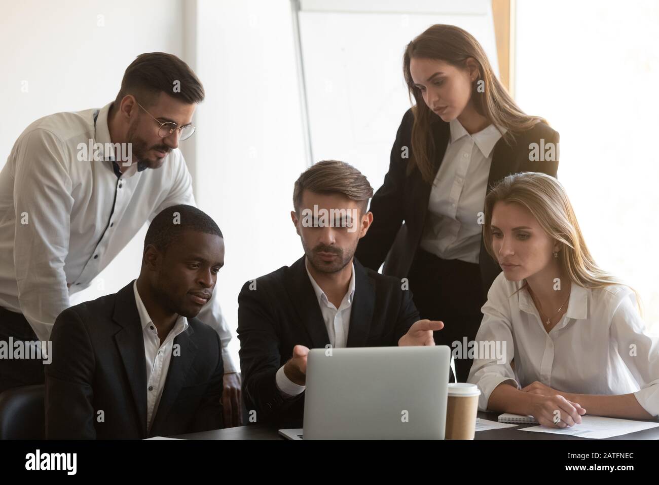 Job application computer hi-res stock photography and images - Alamy