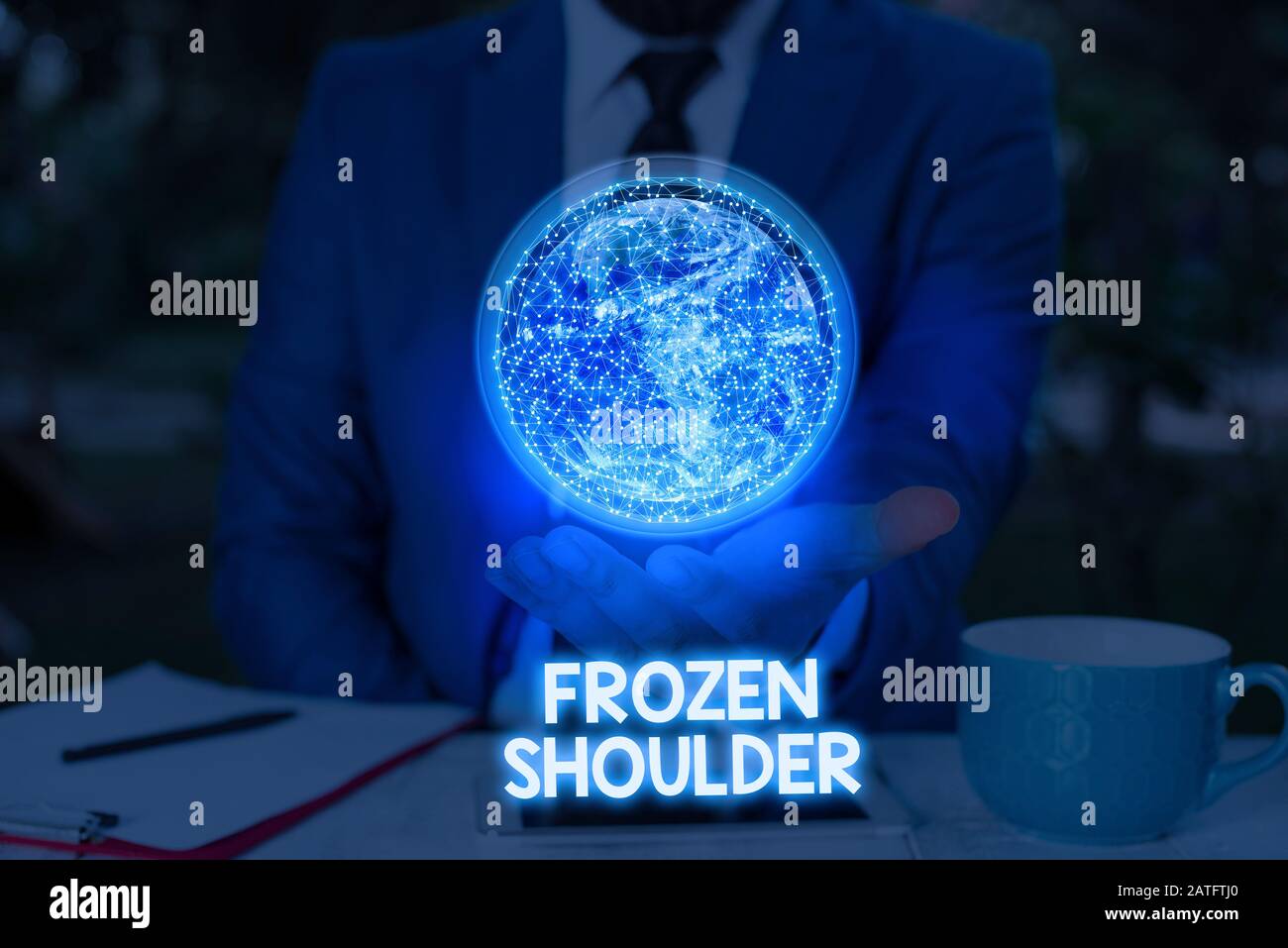 Shoulder impingement syndrome hi-res stock photography and images - Alamy