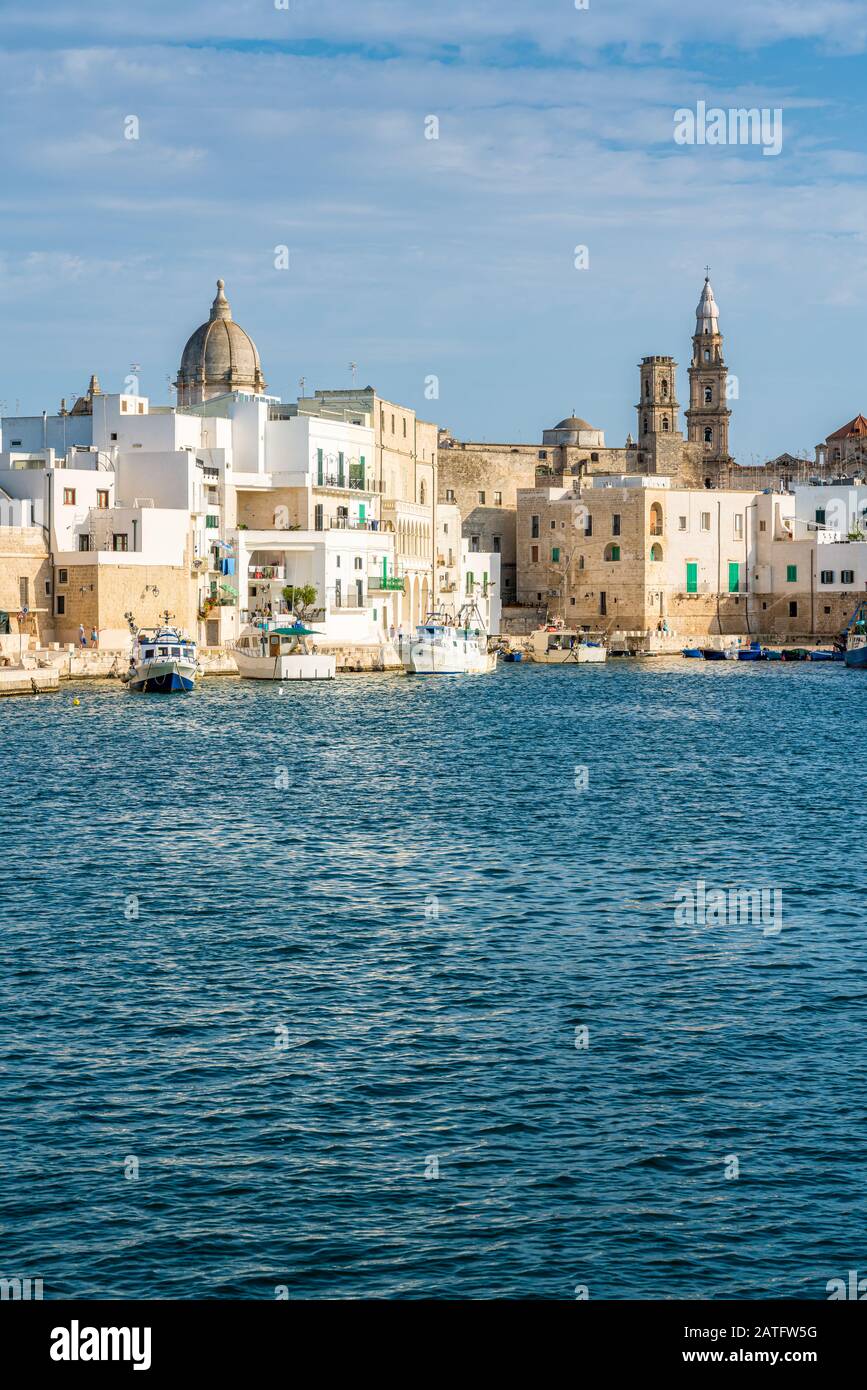 Apulia italy puglia beach hi-res stock photography and images - Alamy