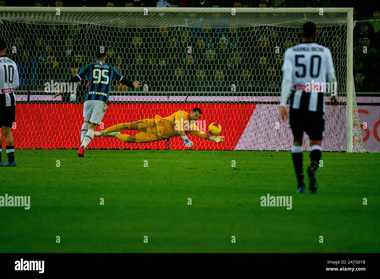 Parata calcio hi-res stock photography and images - Alamy