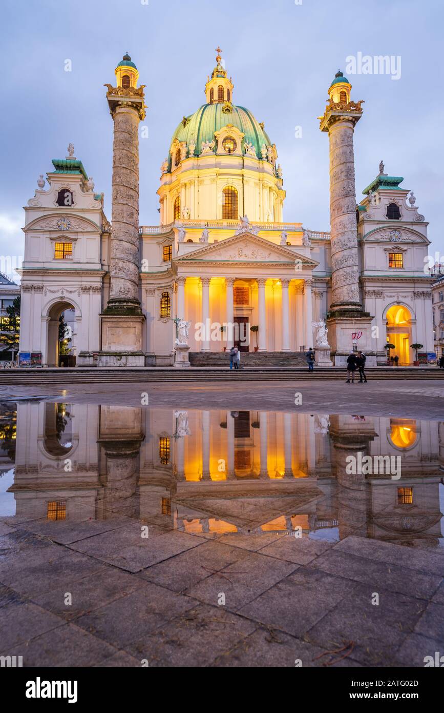 Column karlskirche hi-res stock photography and images - Alamy