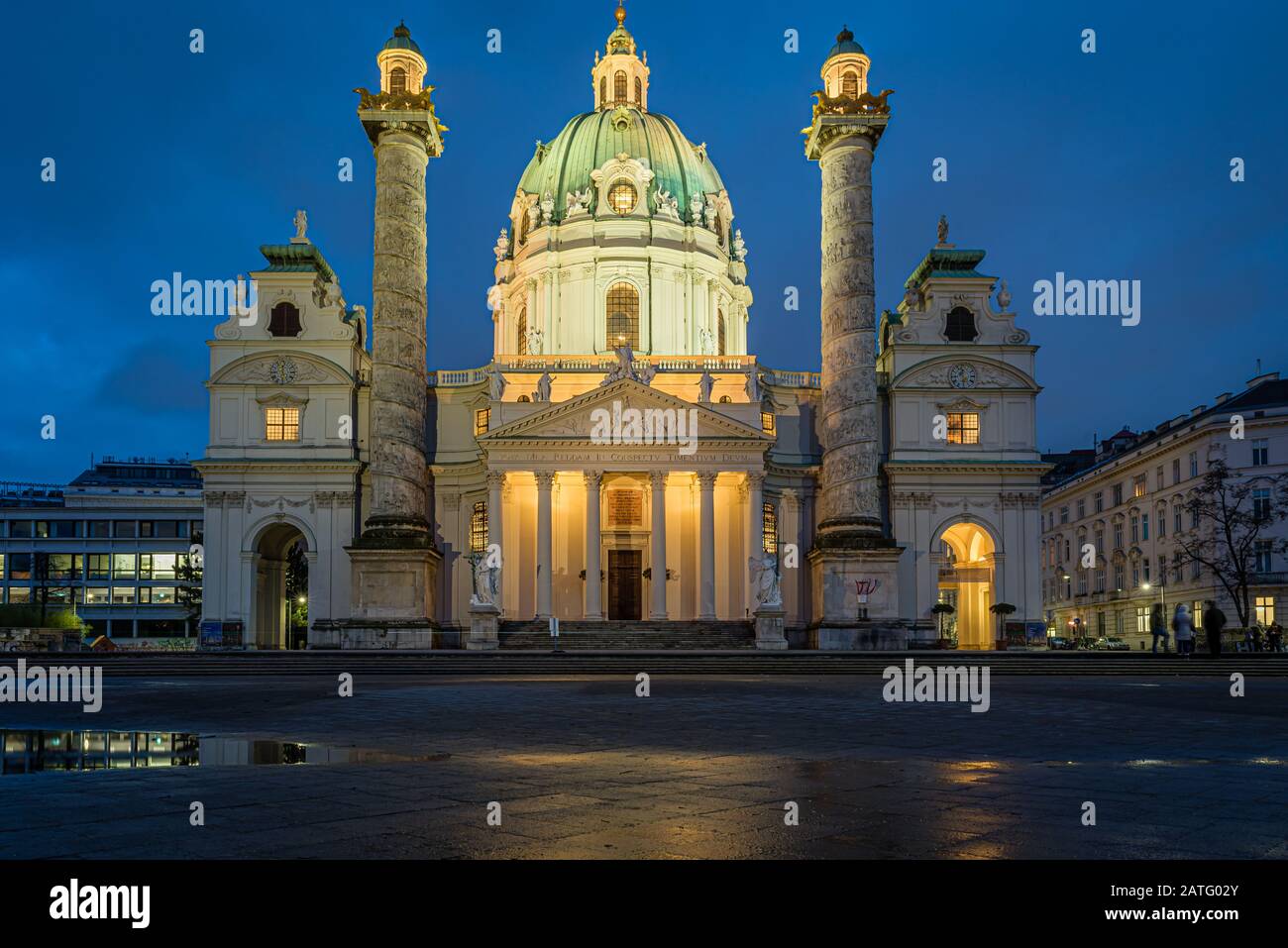 Karlskirche hi-res stock photography and images - Alamy
