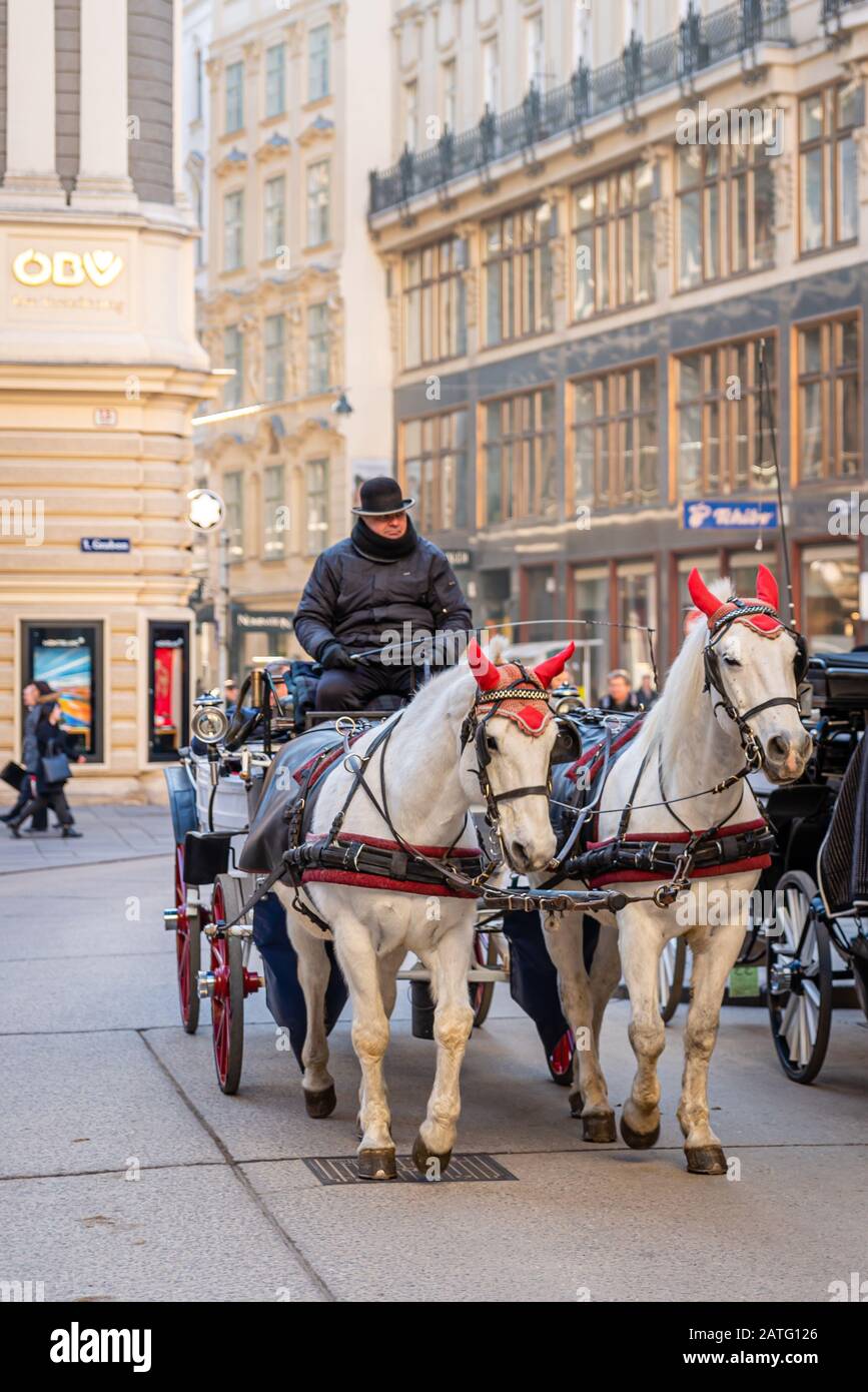 Fiacre carriage hi-res stock photography and images - Alamy