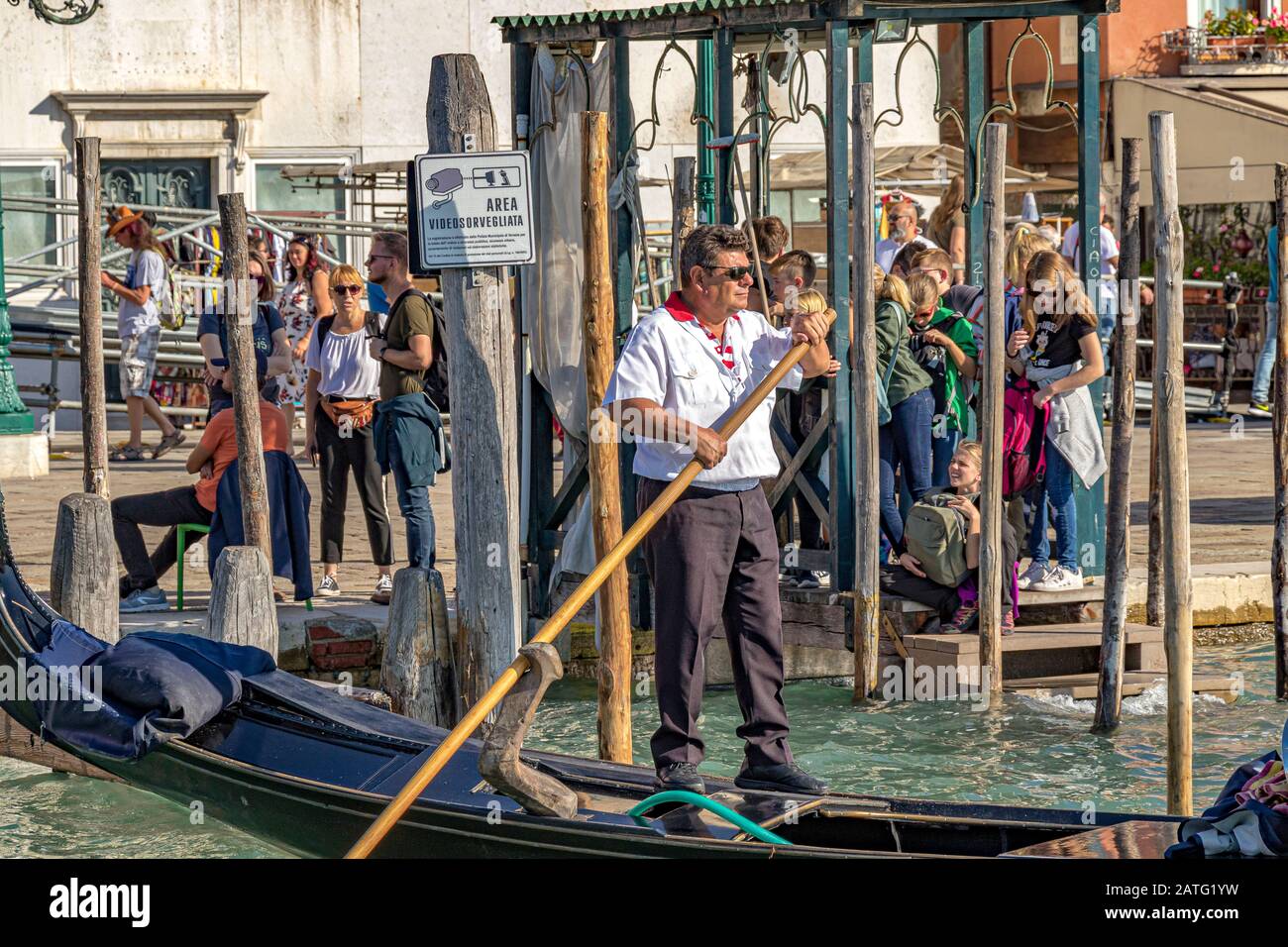 Venetian gondolier hi-res stock photography and images - Alamy
