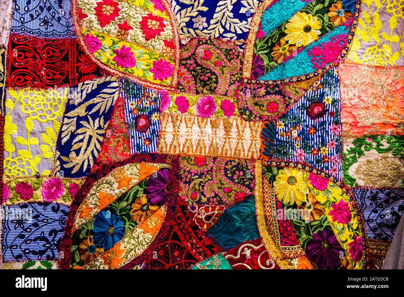 Arabic handicraft in Oman Stock Photo - Alamy