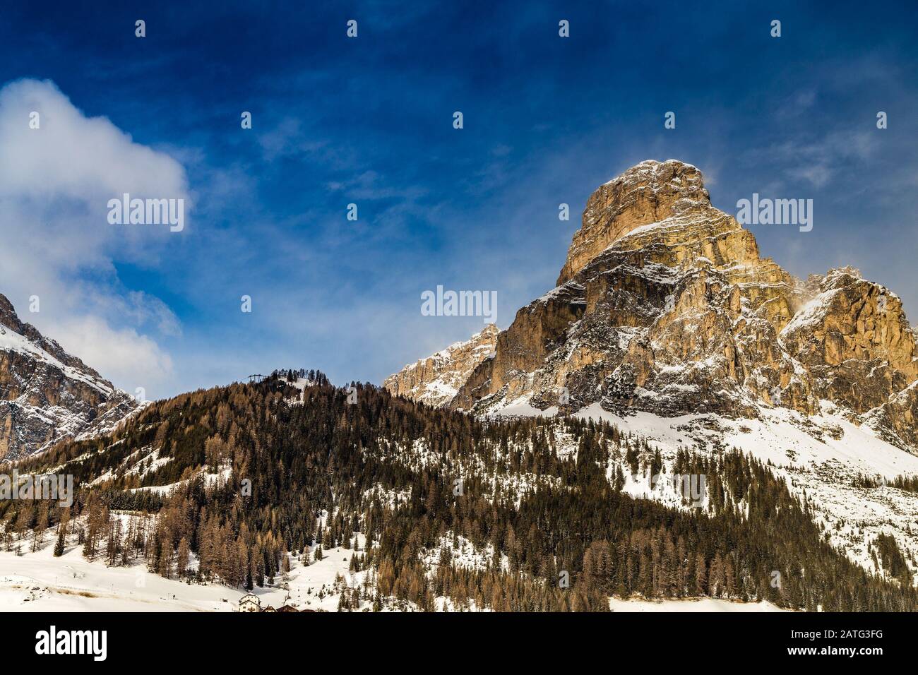 white snow covering Italian mountains Stock Photo - Alamy