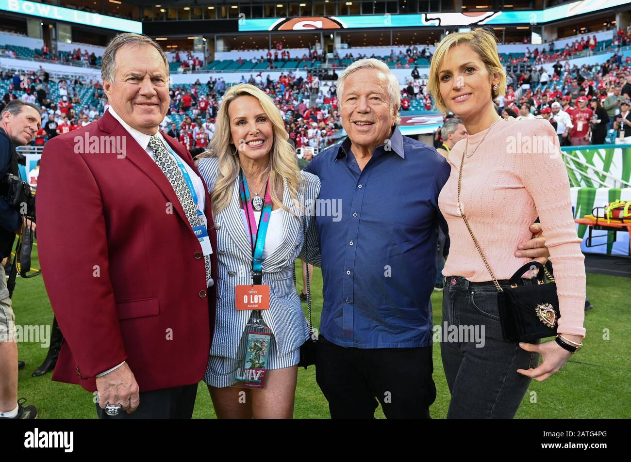 Miami, Florida, USA. 02nd Feb, 2020. Bill Belichick, Linda Holliday ...