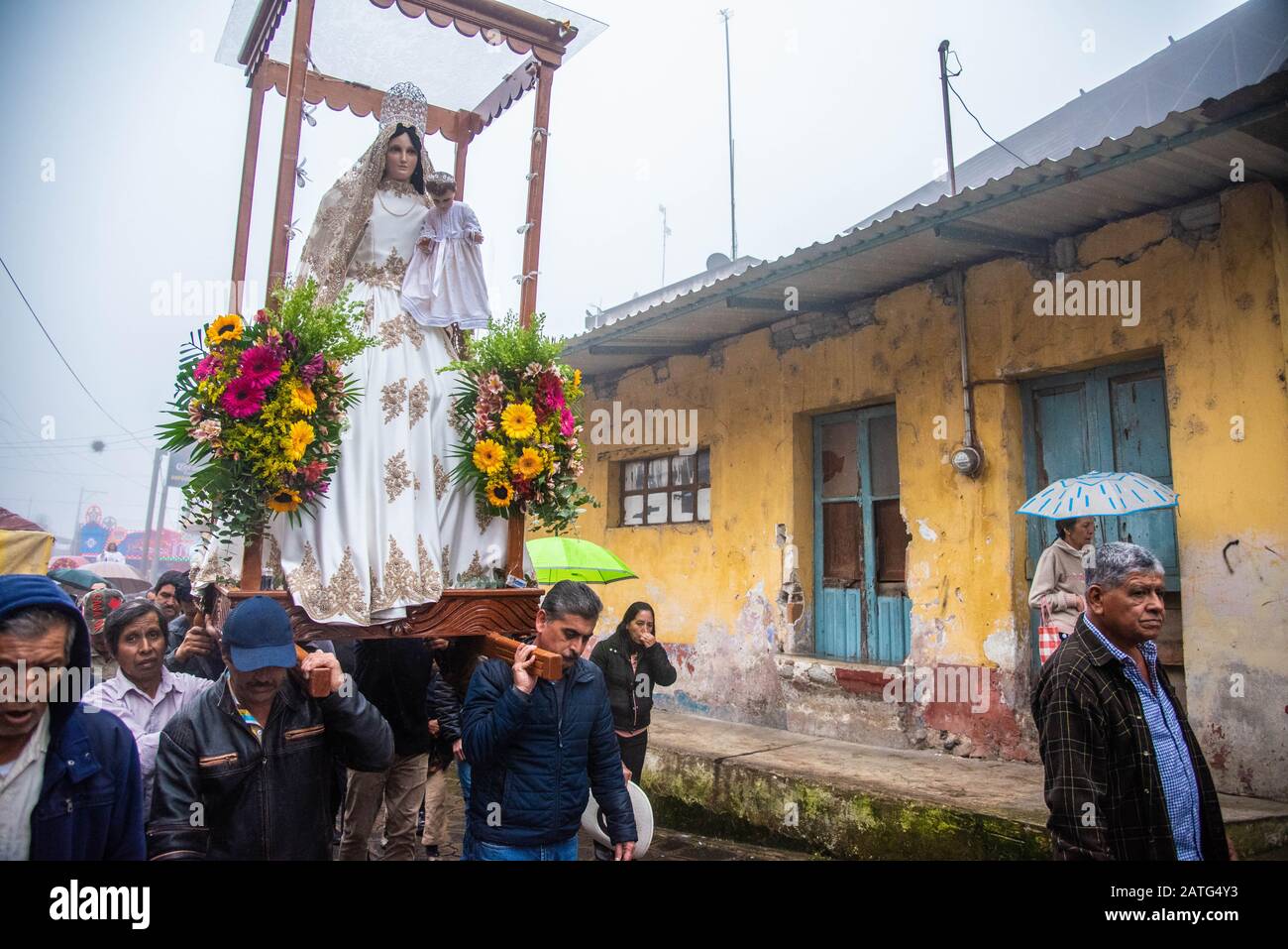 Virgen de la candelaria mexico hi-res stock photography and images - Alamy