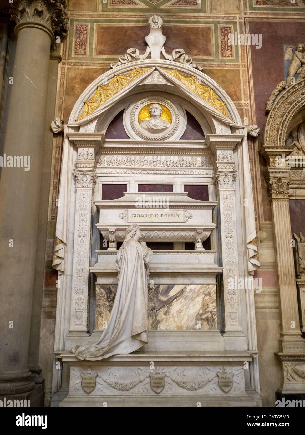 Basilica di santa croce in florence hi-res stock photography and images ...