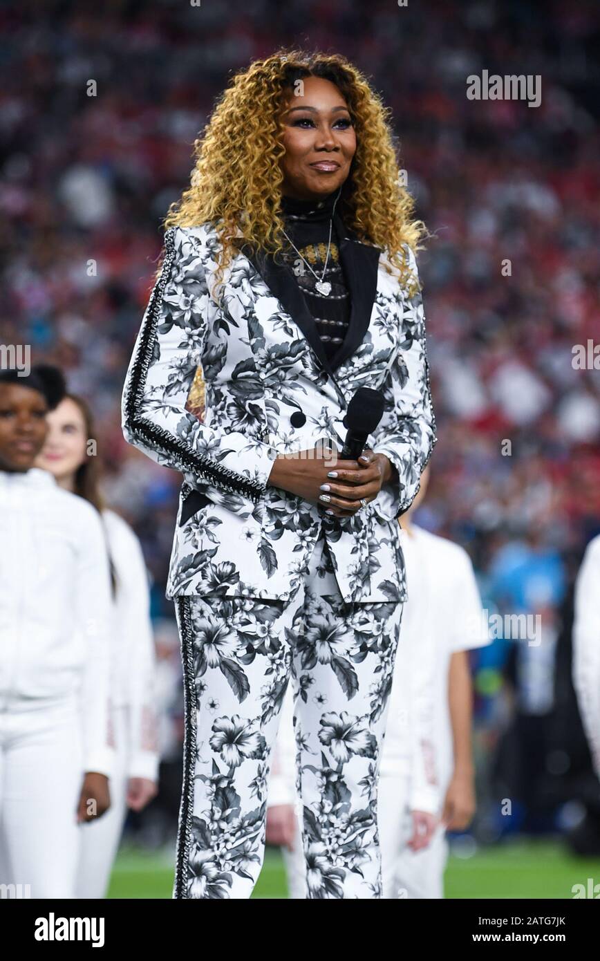 Miami, USA. 02nd Feb, 2020. Yolanda Adams sings America the Beautiful ...