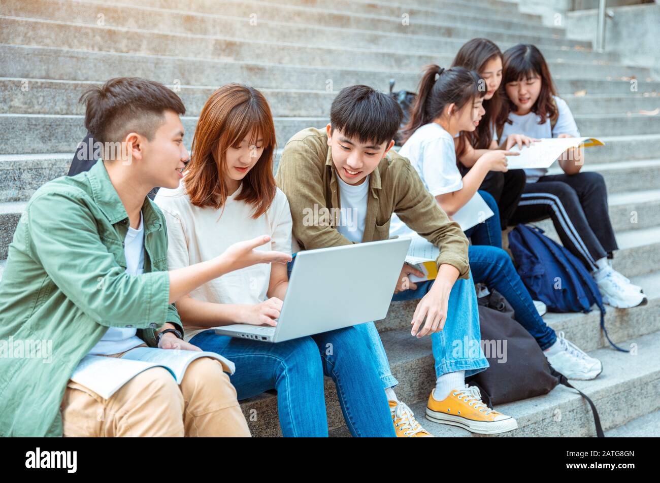 Teamwork stairs hi-res stock photography and images - Alamy