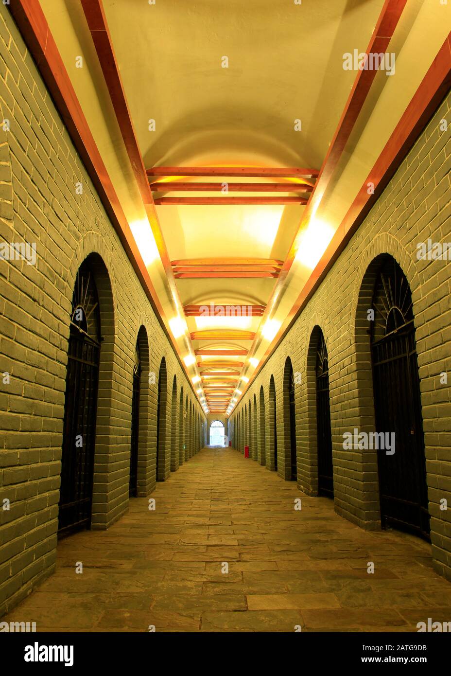 Corridor underground wine cellar Stock Photo - Alamy