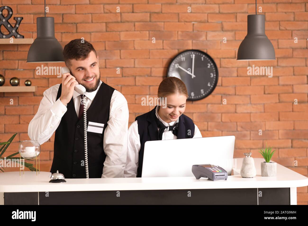 Man working hotel room desk hi-res stock photography and images - Alamy