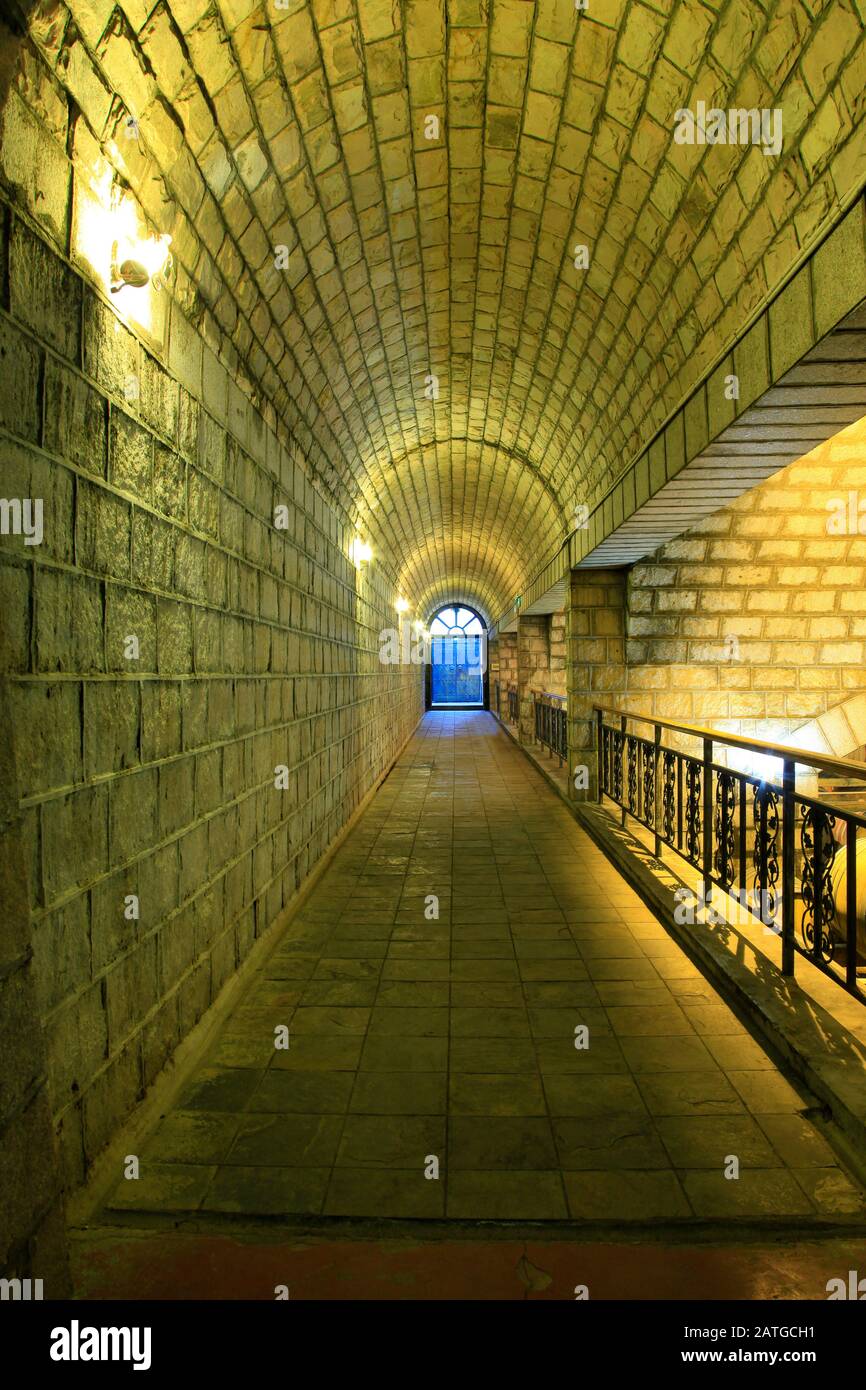 Corridor underground wine cellar Stock Photo - Alamy