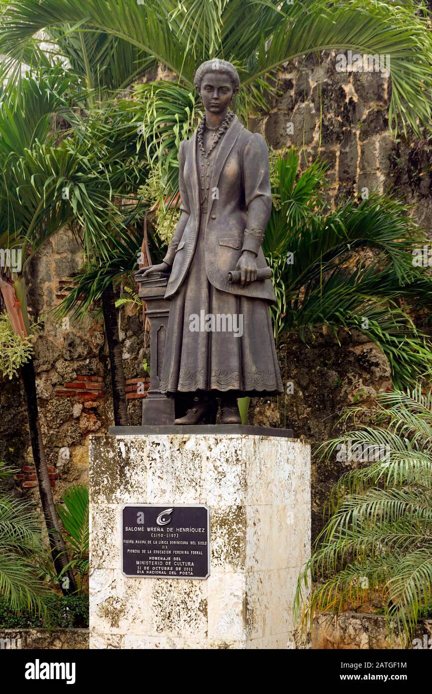 statue of Salome Urena de Heniquez in poetry square Santo Domingo ...