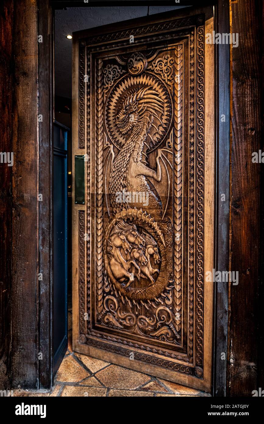 Game of thrones dothraki hi-res stock photography and images - Alamy