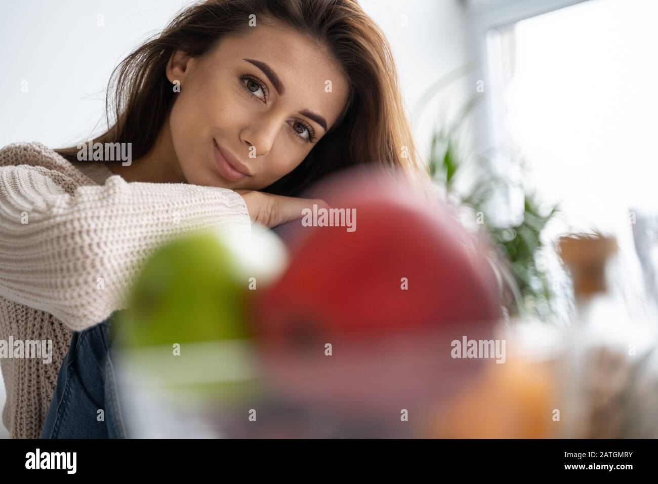 Female gazing hi-res stock photography and images - Alamy
