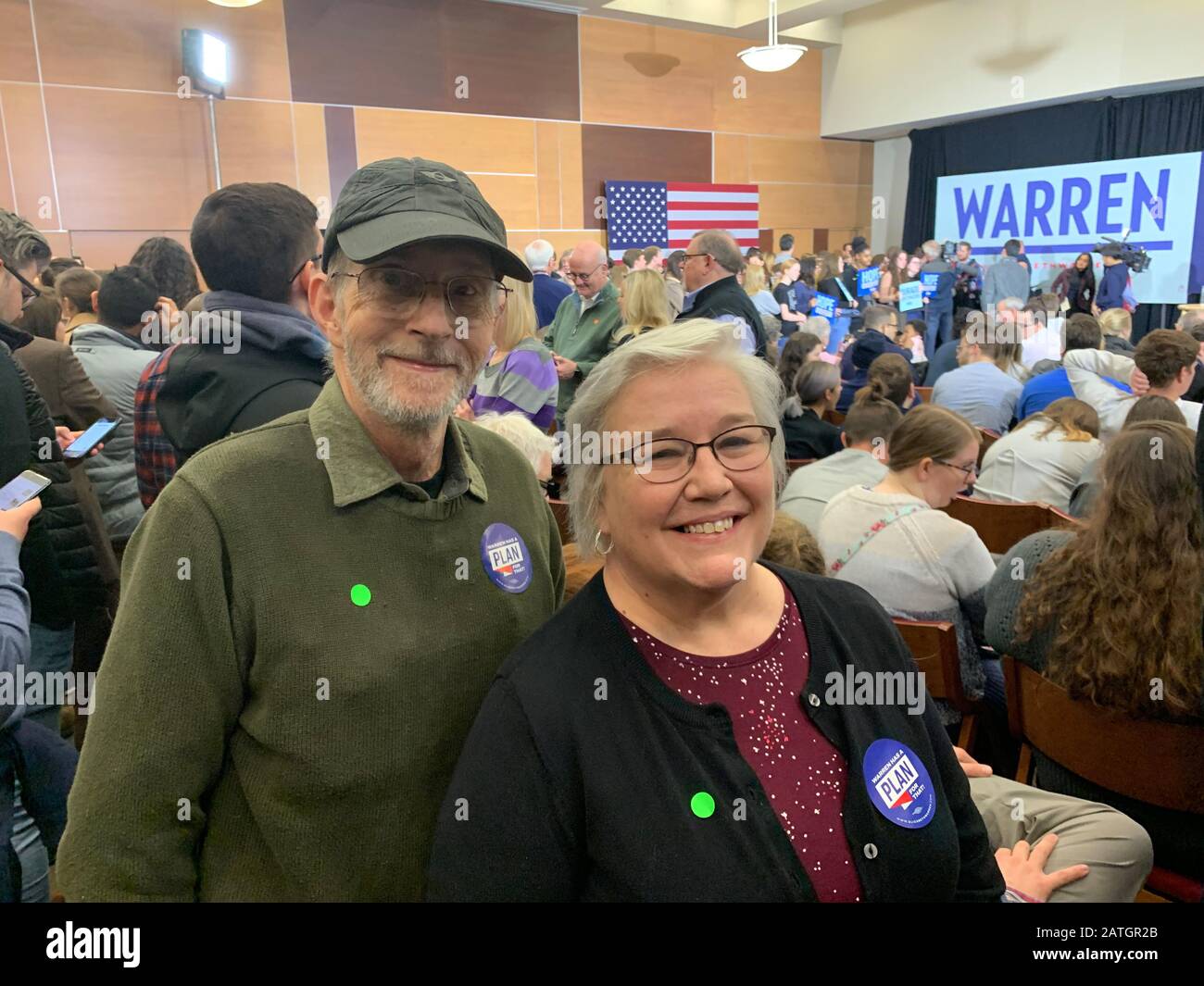 Des Moines, USA. 02nd Feb, 2020. Retired couple Ric and Pam Johnson ...
