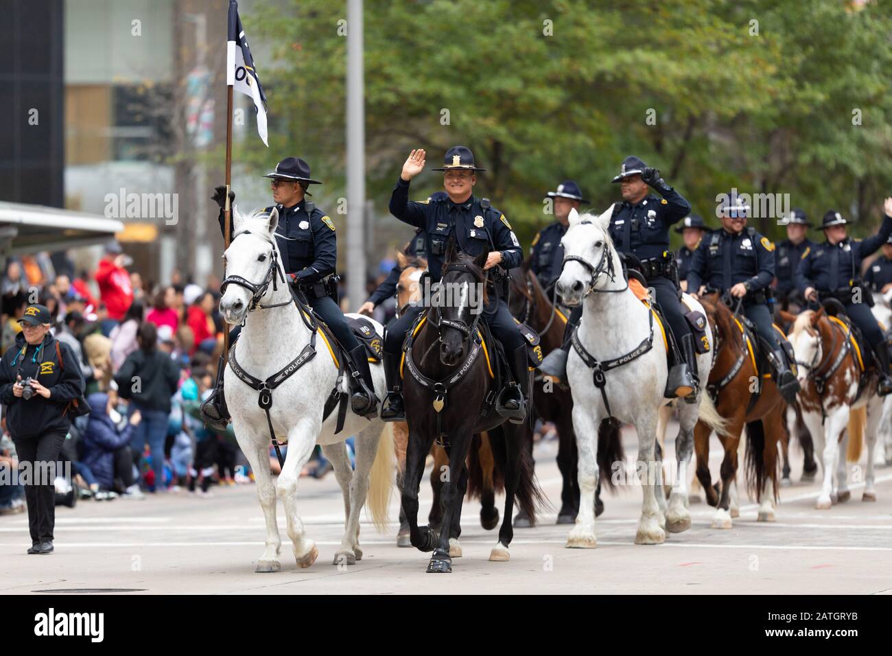 Houston, Texas, USA - November 28, 2019: H-E-B Thanksgiving Day Parade ...