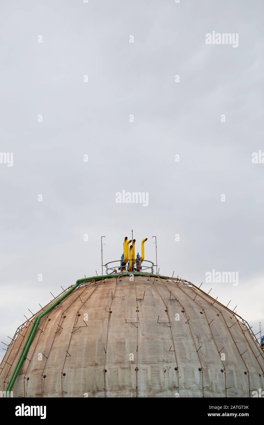 Spherical tank hi-res stock photography and images - Alamy