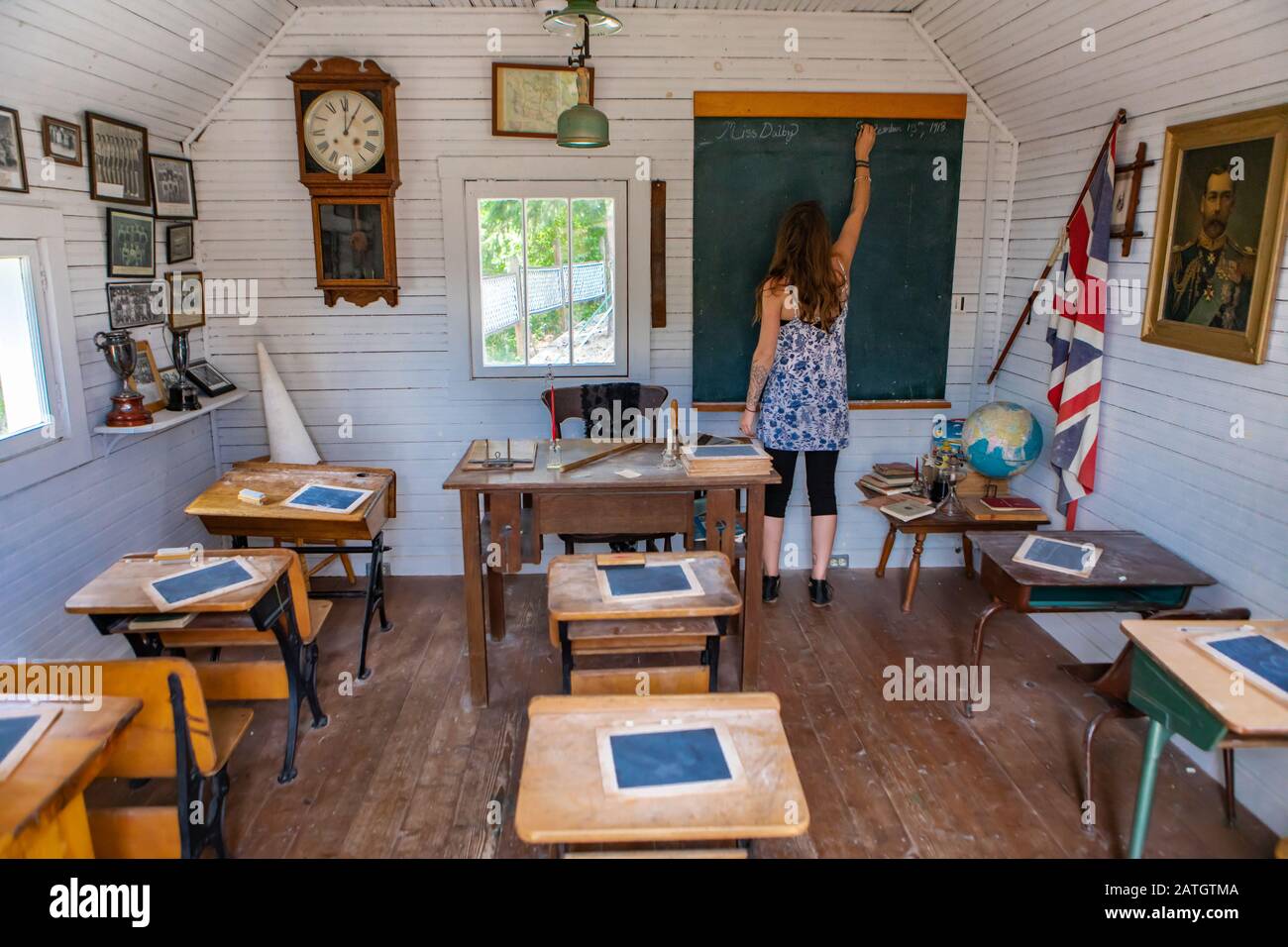 Empty british classroom blackboard hi-res stock photography and images ...