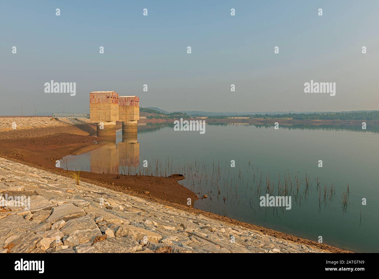 Check dam hi-res stock photography and images - Alamy