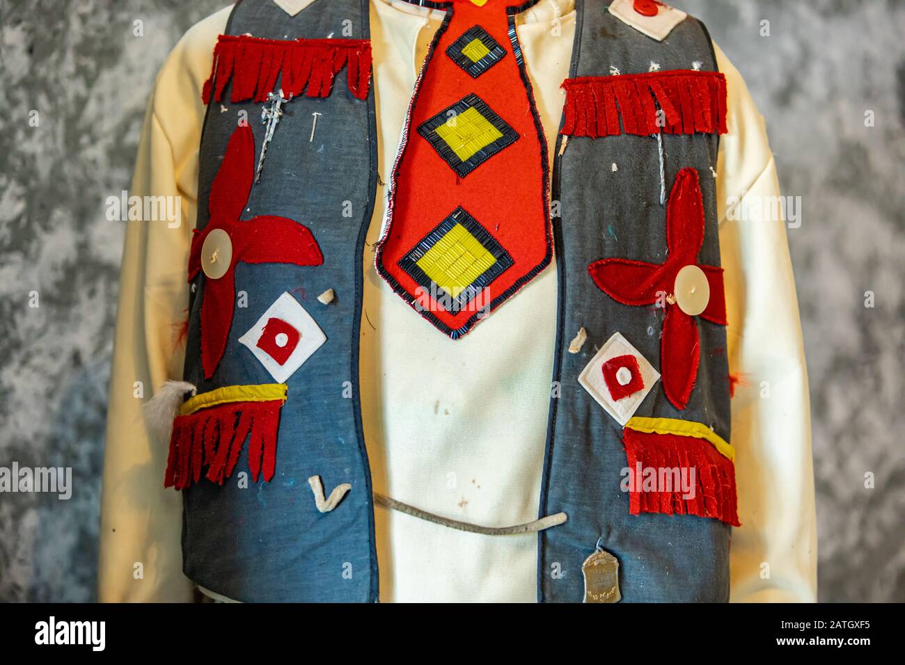 Traditional clothing of native North American people. Inuit ethnic ...