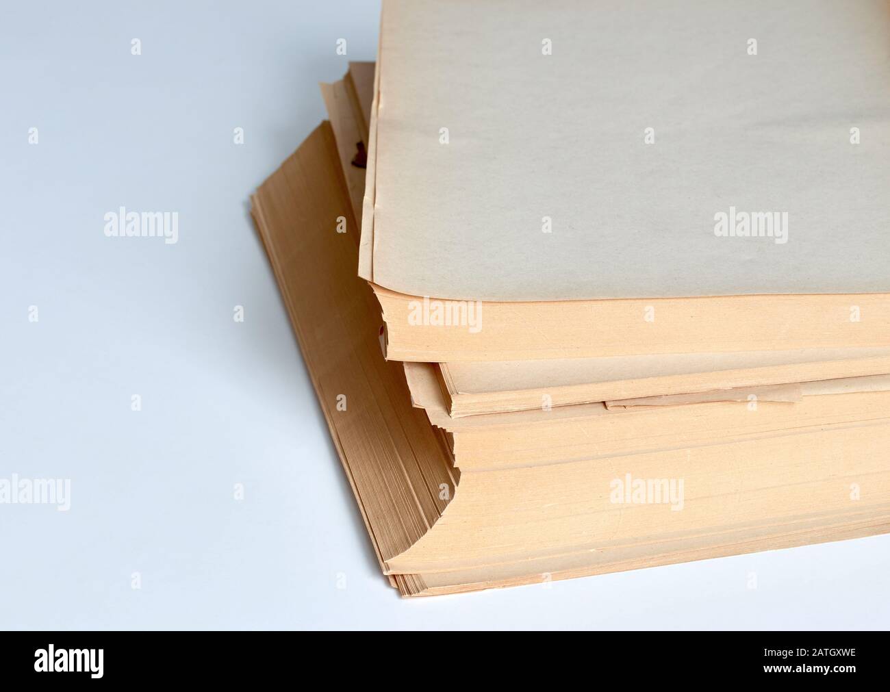 Tall stack of paper hi-res stock photography and images - Alamy