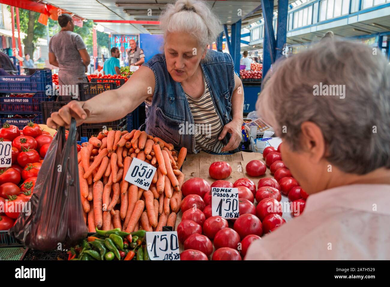 Sofia bulgaria market hi-res stock photography and images - Alamy
