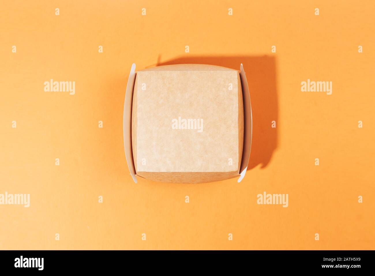 Take away packaging top hi-res stock photography and images - Alamy