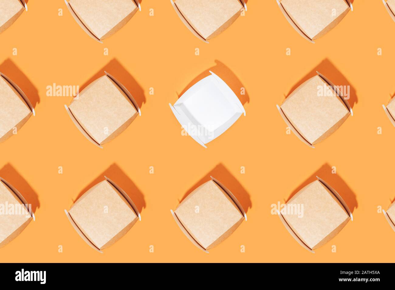 Paper folding boxes hi-res stock photography and images - Alamy