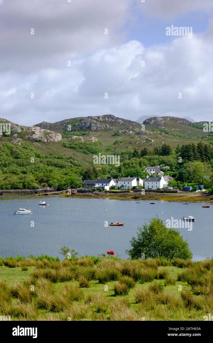 Loch gairloch hi-res stock photography and images - Alamy