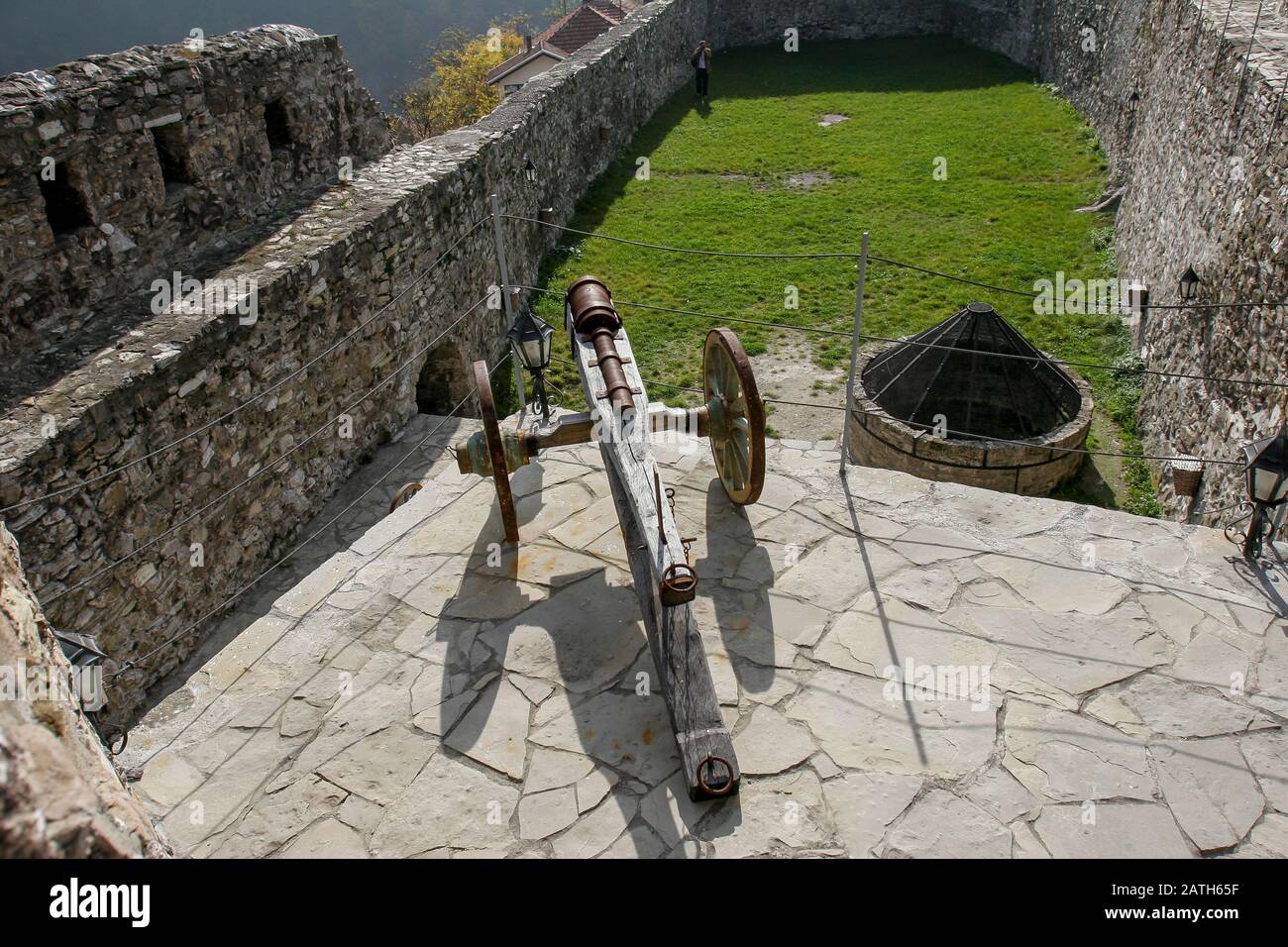 Late 14th century fortress hi-res stock photography and images - Alamy