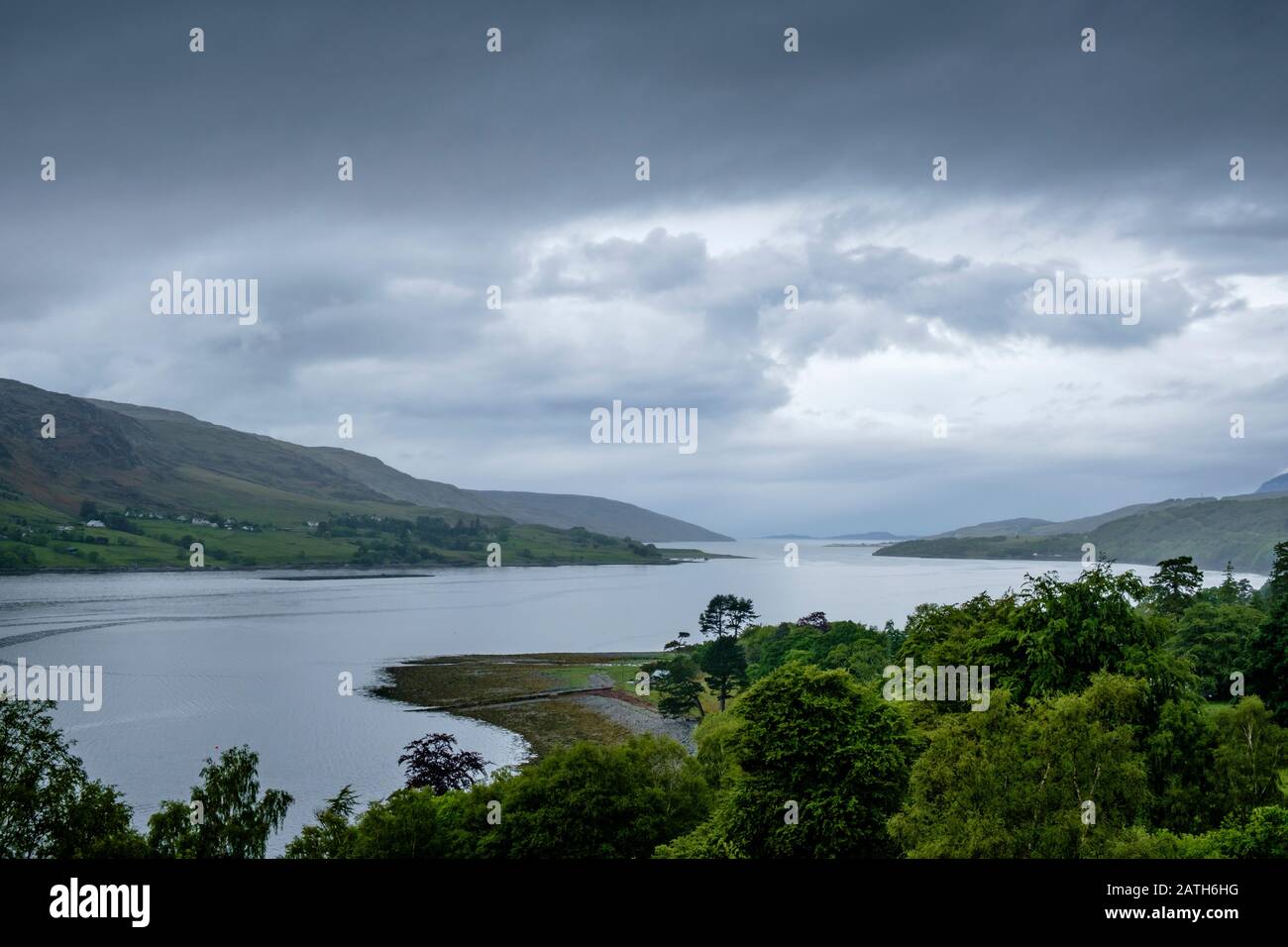 Loch Garve High Resolution Stock Photography and Images - Alamy