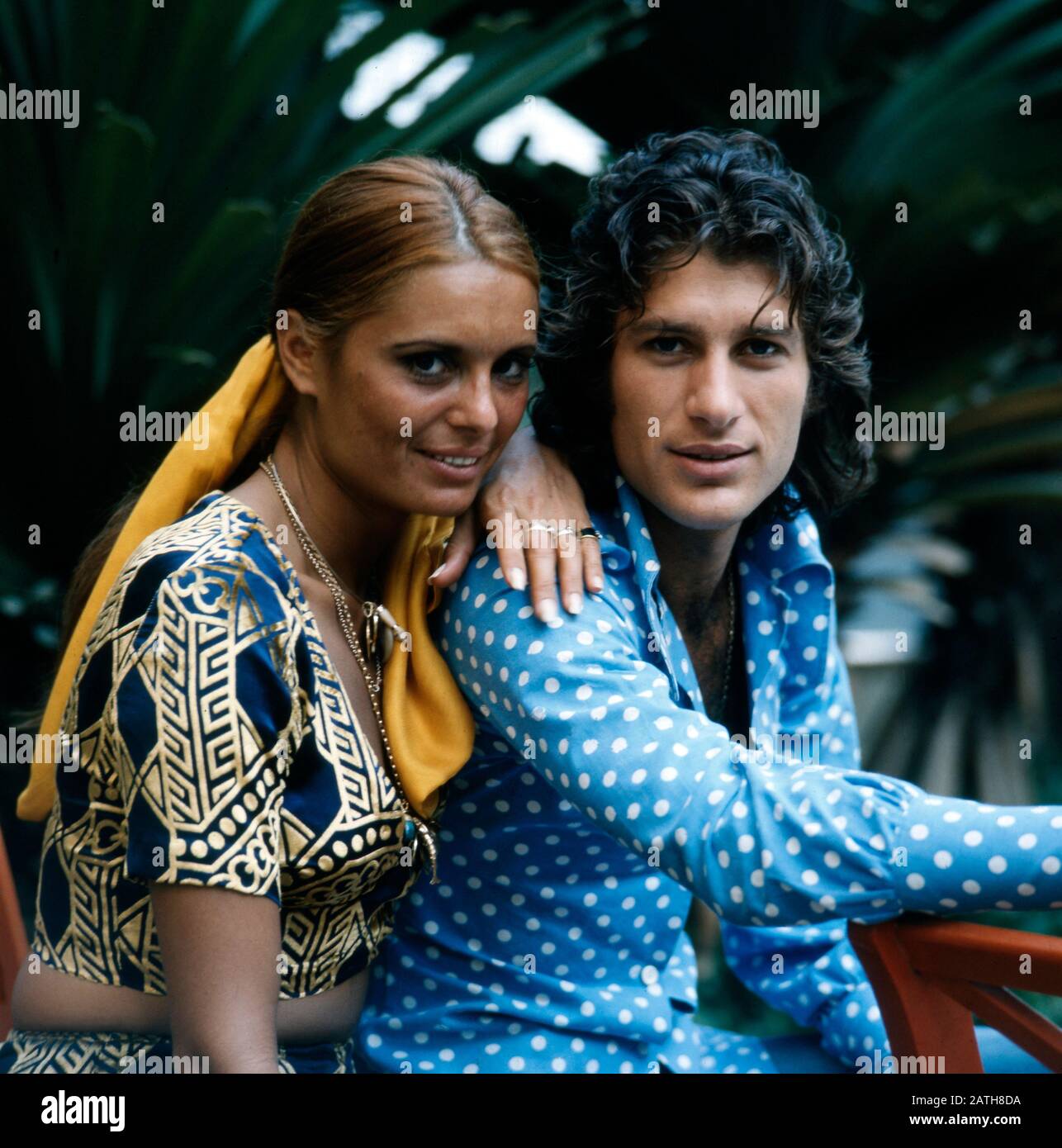 Die israelische Sängerin Daliah Lavi zusammen mit einem Freund, Rio de ...