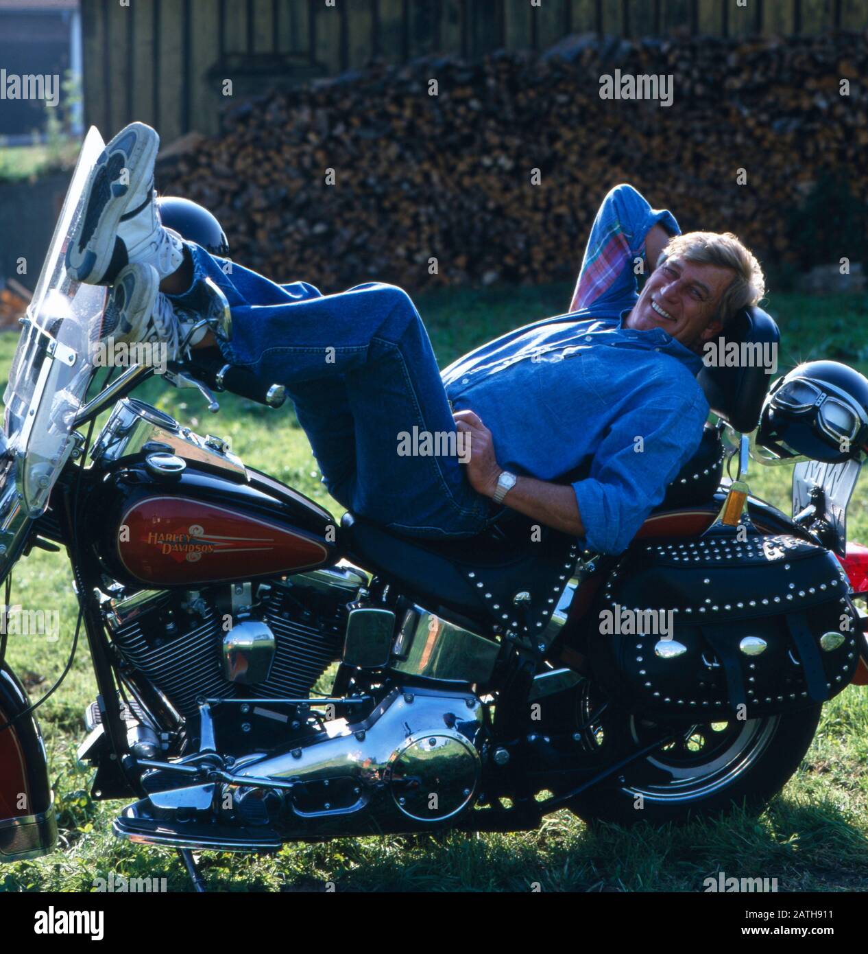 Der deutsche Schauspieler Siegfried Rauch porträtiert mit seinem ...