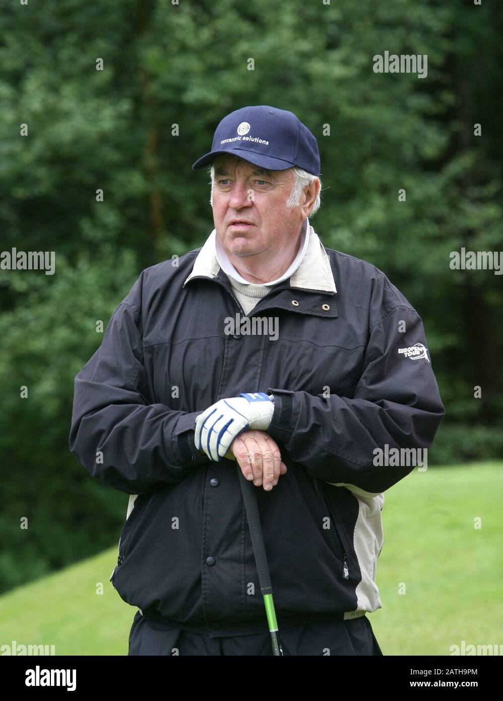 Jimmy tarbuck golf hi-res stock photography and images - Alamy