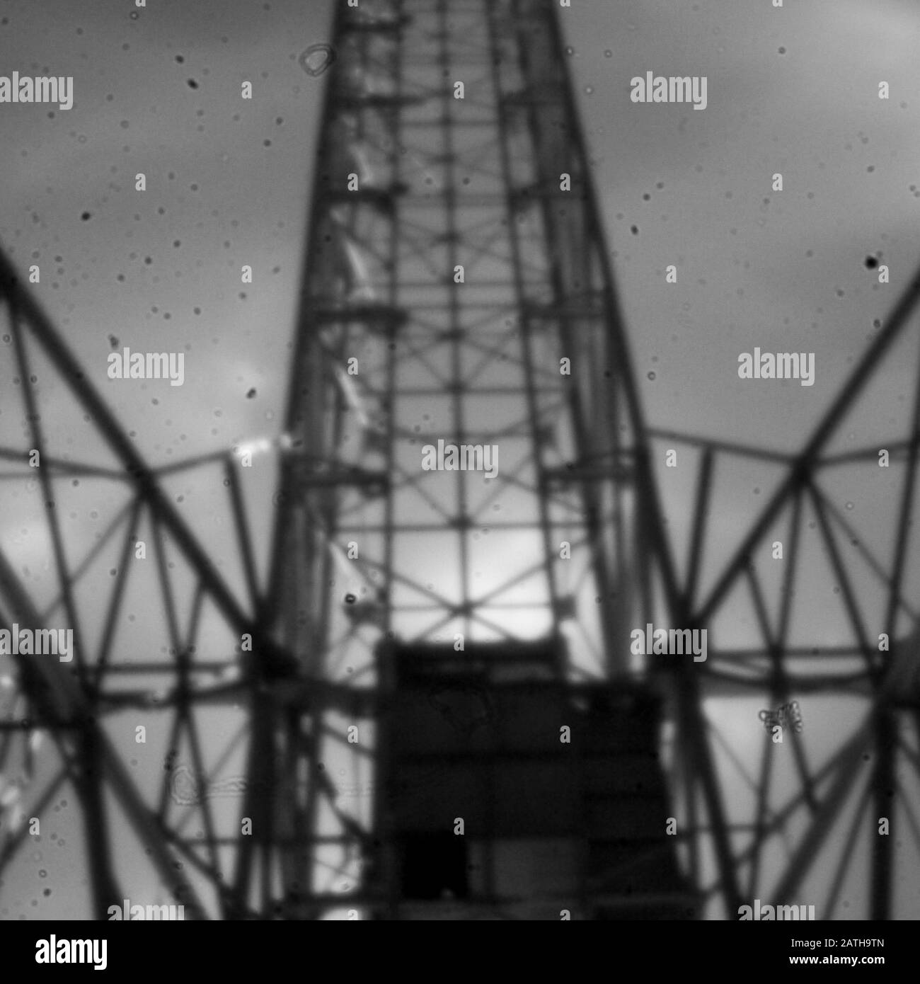 Pinhole structures hi-res stock photography and images - Alamy