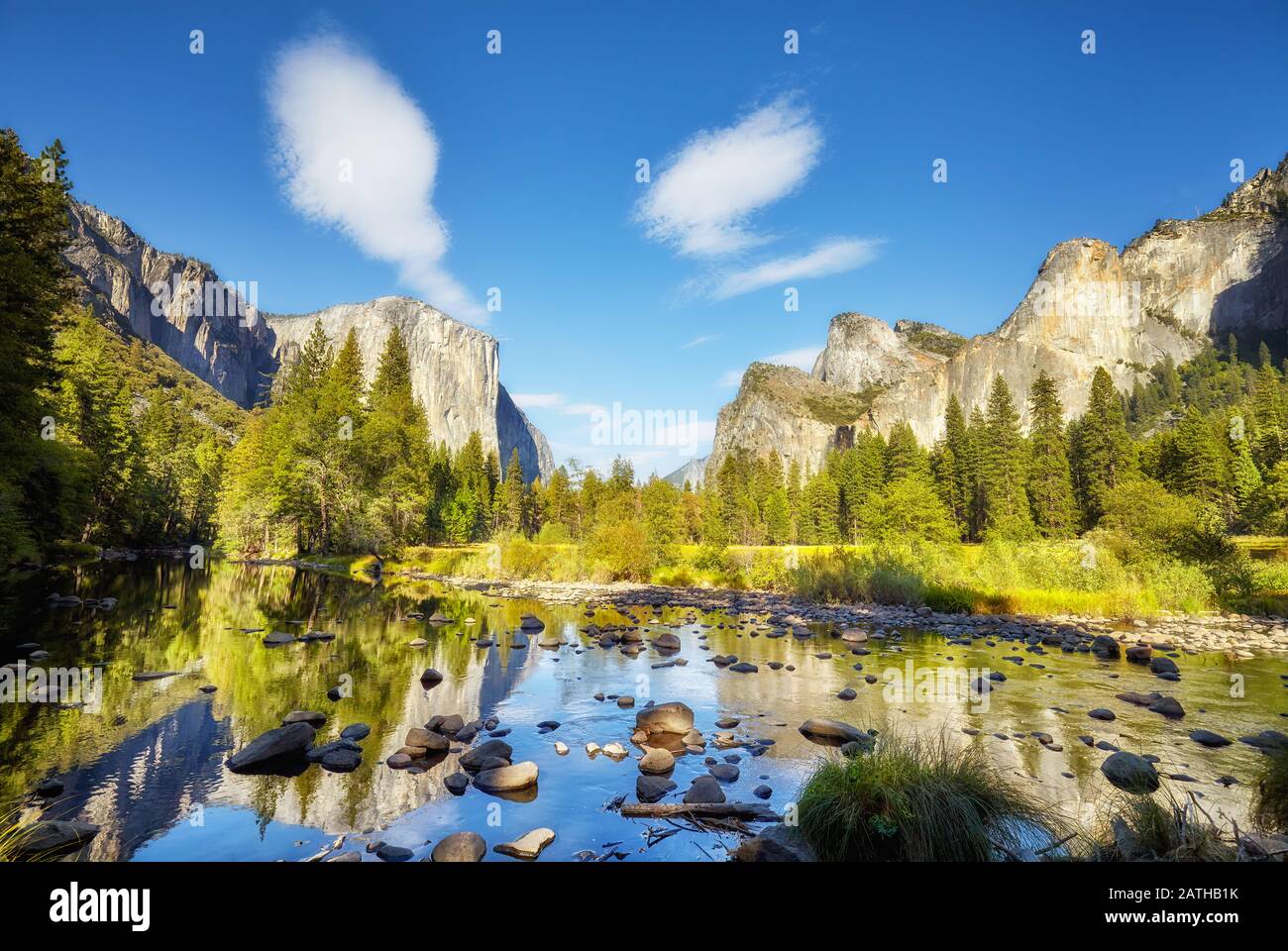 Beautiful el capitan mountain hi-res stock photography and images - Alamy