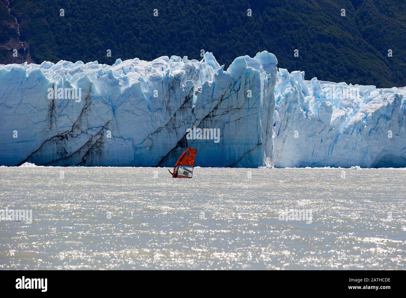 France big waves hi-res stock photography and images - Alamy