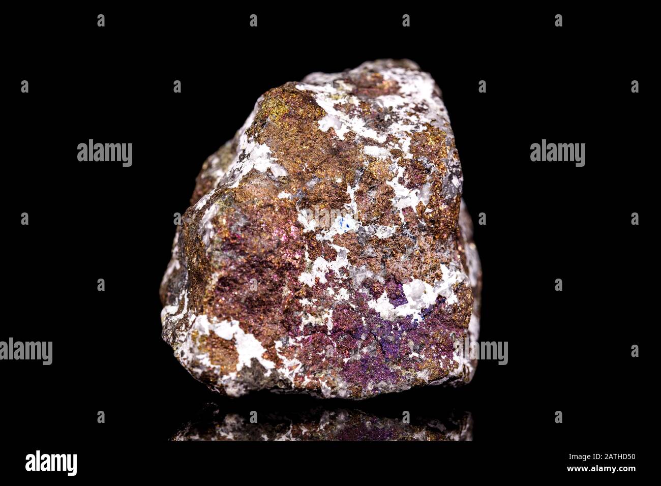 Copper pyrites hi-res stock photography and images - Alamy
