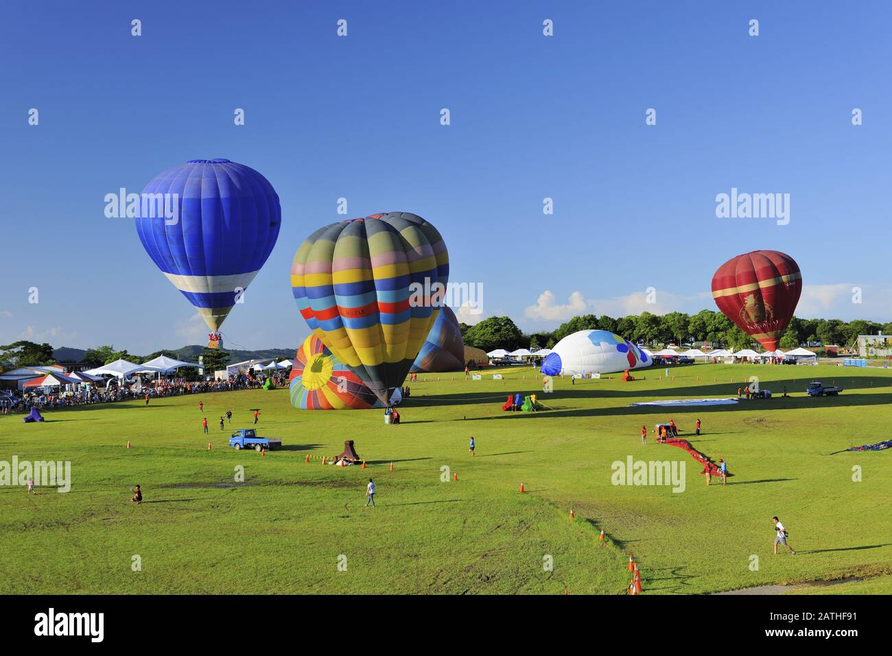Taitung hot air balloon hi-res stock photography and images - Alamy