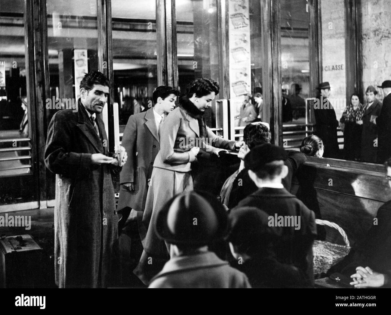 Stazione Black and White Stock Photos & Images - Alamy