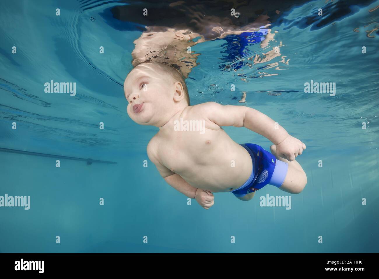 Boy dives hi-res stock photography and images - Alamy