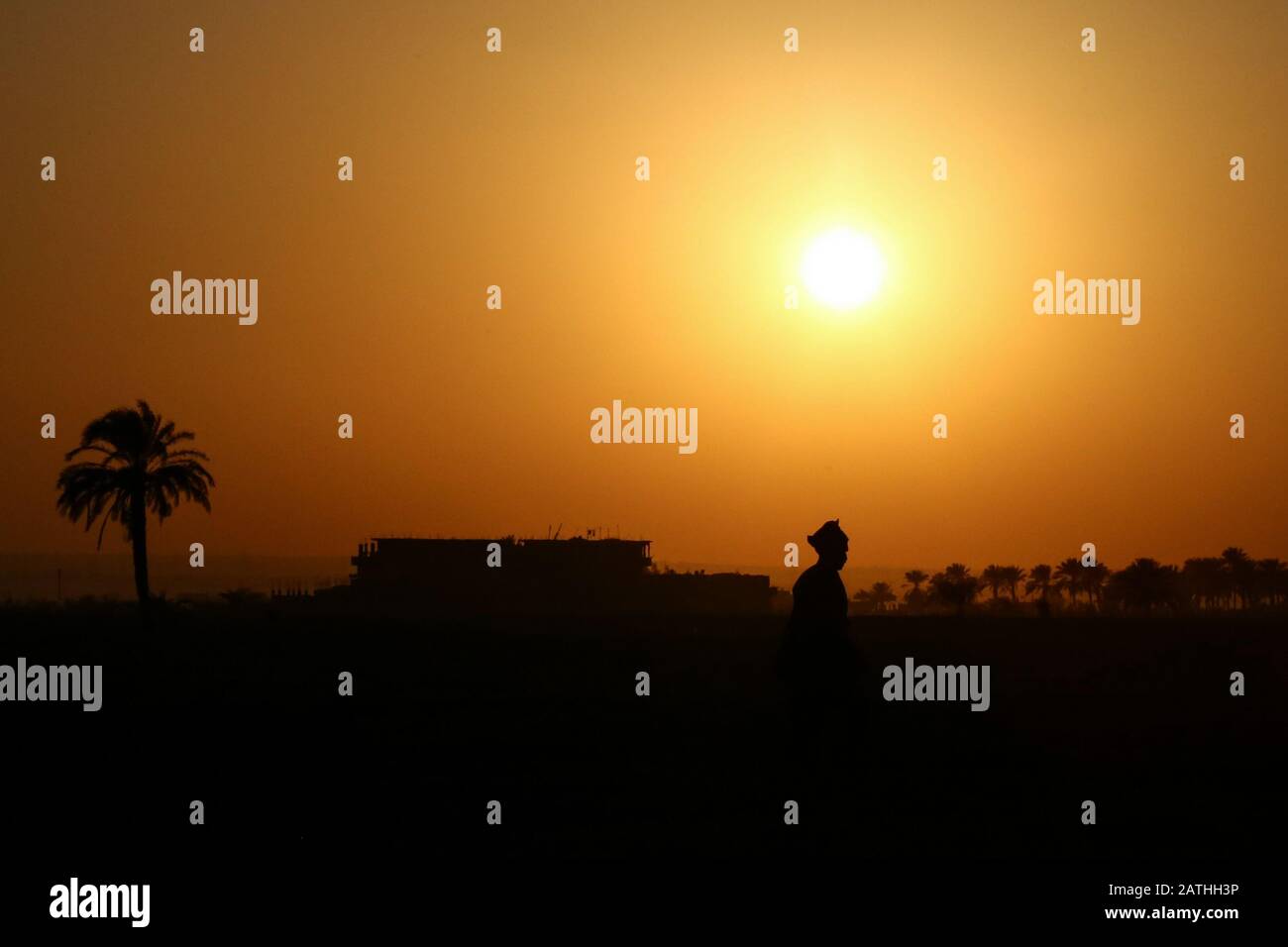 Manfalut hi-res stock photography and images - Alamy