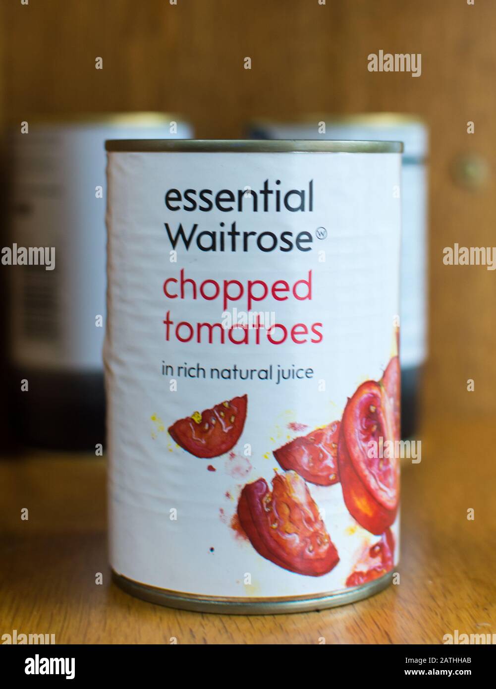 Tinned tomatoes shelf hi-res stock photography and images - Alamy