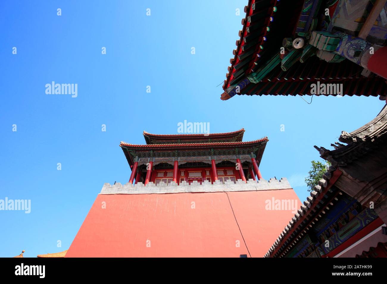 Chinese classical architecture Stock Photo - Alamy